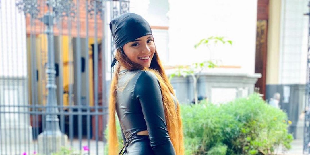 Hermana Luisa Fernanda W Angie Mejía fotos ropa interior - Canal 1