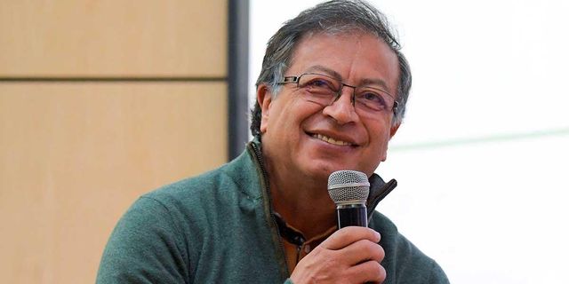 ¿Quién es Gustavo Petro?: conozca su perfil y propuestas - Canal 1