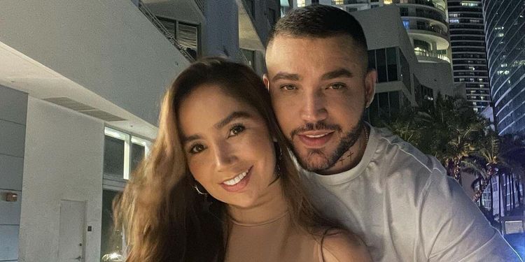 Jessi Uribe muestra la cola de Paola Jara y lanza pullas - Canal 1