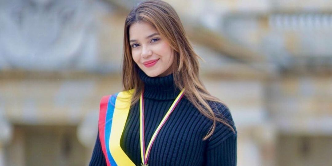 La condecoración que recibió Jenn Muriel en el Congreso - Canal 1