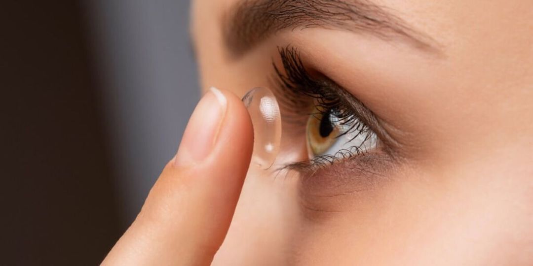 ¿Cómo usar lentes de contacto y no morir en el intento? - Canal 1