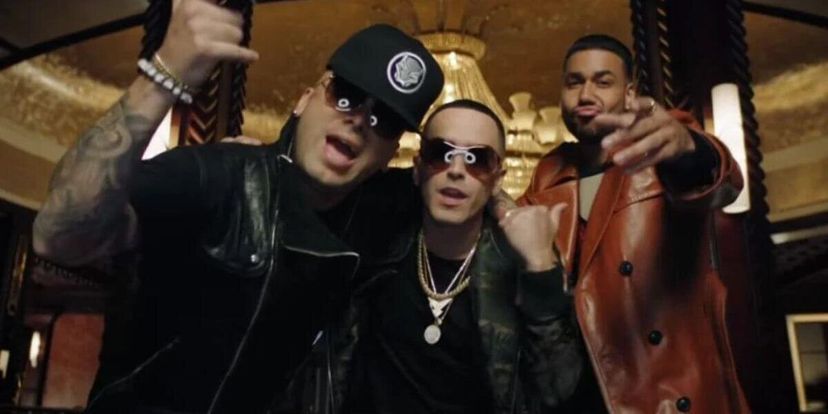 Barriendo sin escoba, la canción parodia de Wisin y Yandel - Canal 1