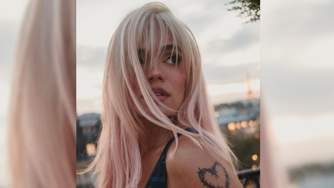 Karol G cogió por sorpresa a cárcel de Ibagué con concierto gratis ...