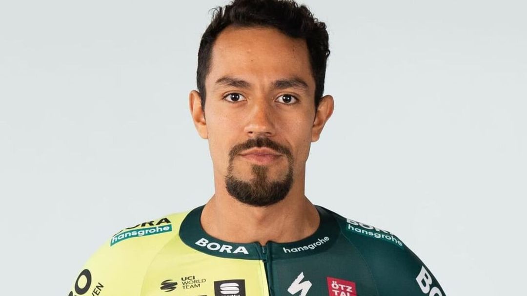 ¡Orgullo colombiano! Daniel Martínez se aseguró un puesto en el podio ...