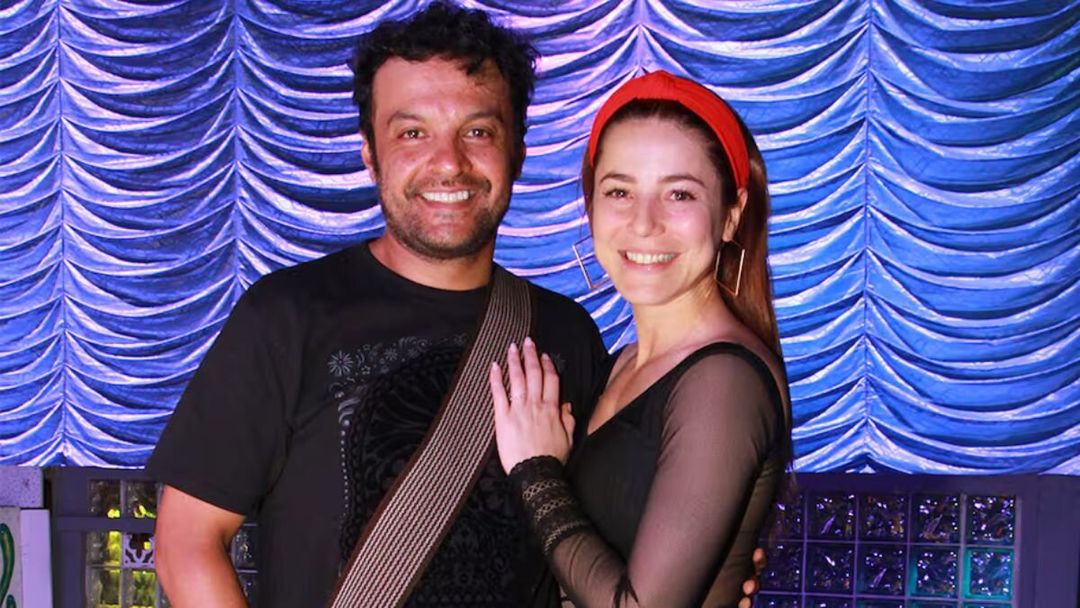 Así nació el amor entre Juliette Pardau y Julian Román - Canal 1