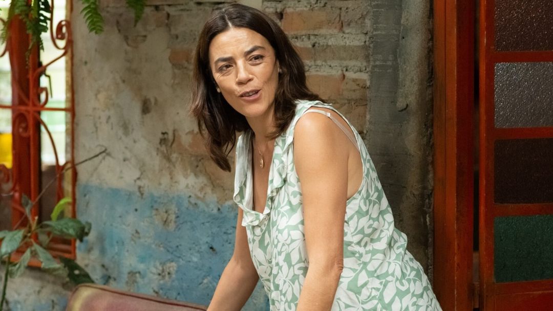 El hijo de Sandra Reyes también se despidió de su madre con un emotivo ...