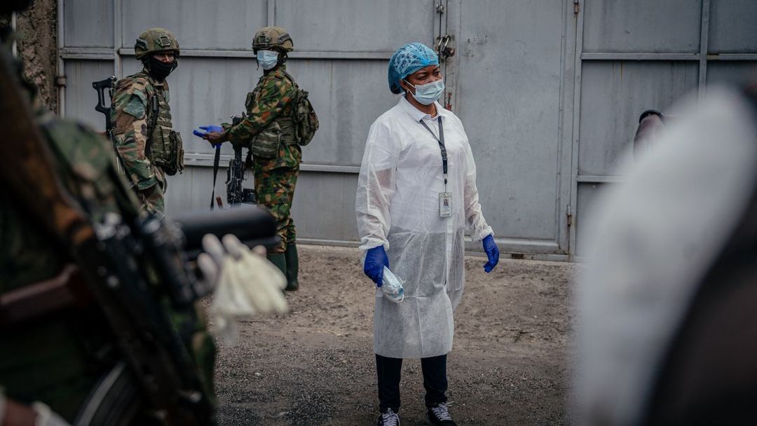 OMS declara emergencia internacional por brote de ébola - Canal 1